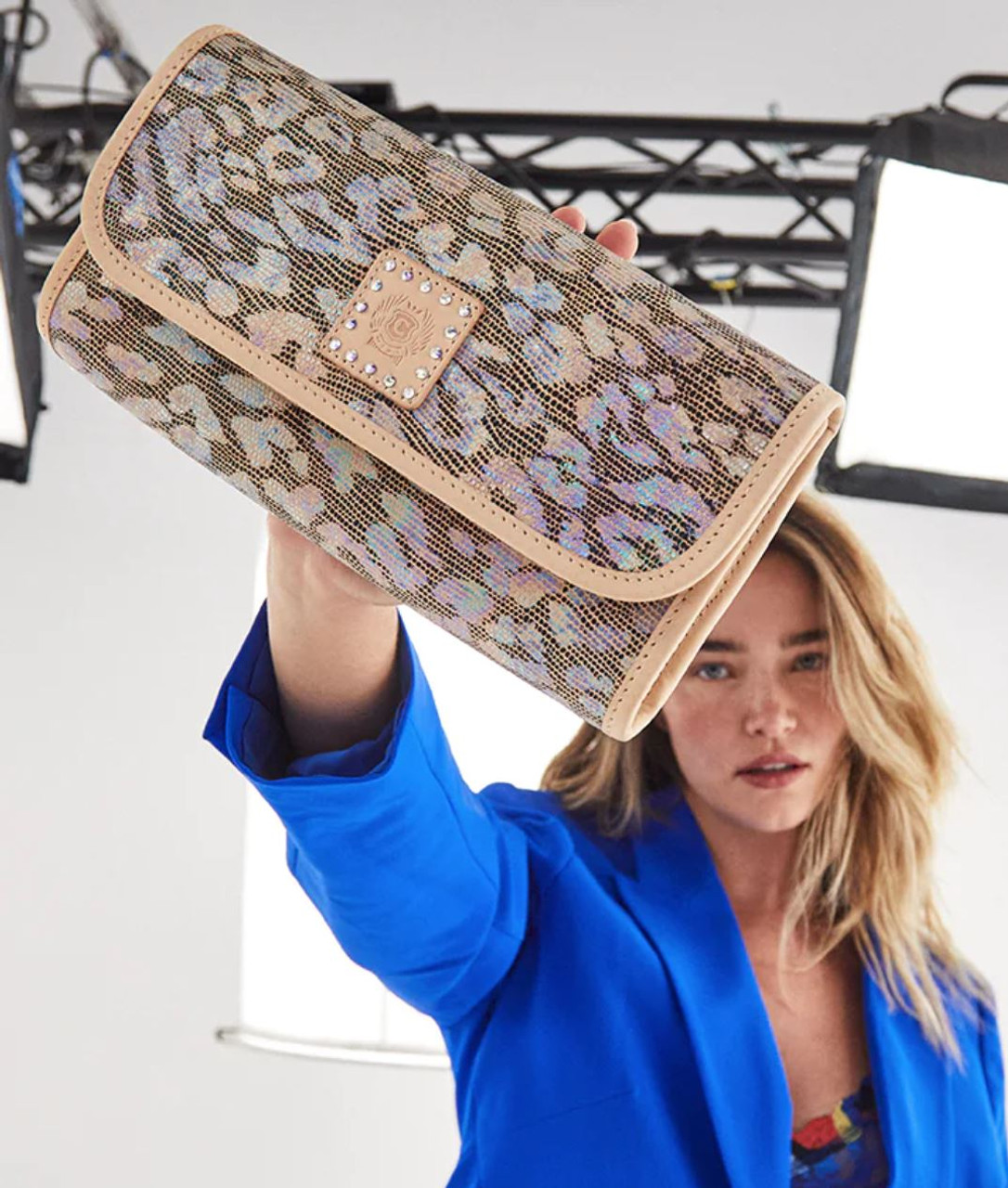 Consuela Stepped Out Iris - Linabella