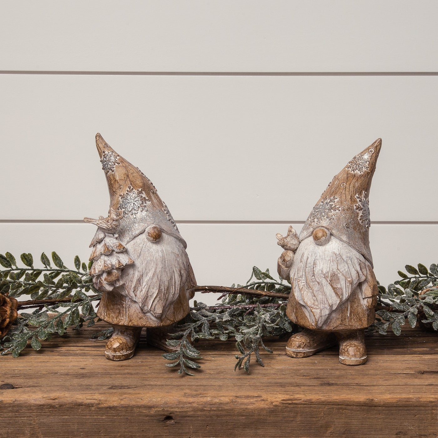 Shimmery Holiday Gnomes - Linabella
