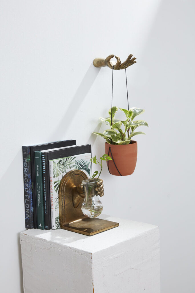 Handheld Wall Hook - Linabella